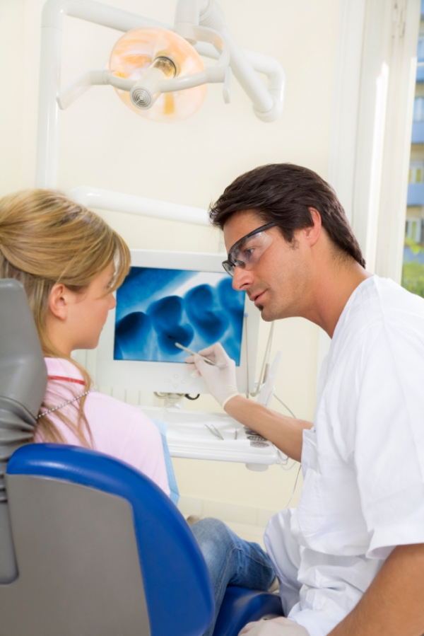Questions to Ask Your Cosmetic Dentist | Hardin Advanced Dentistry